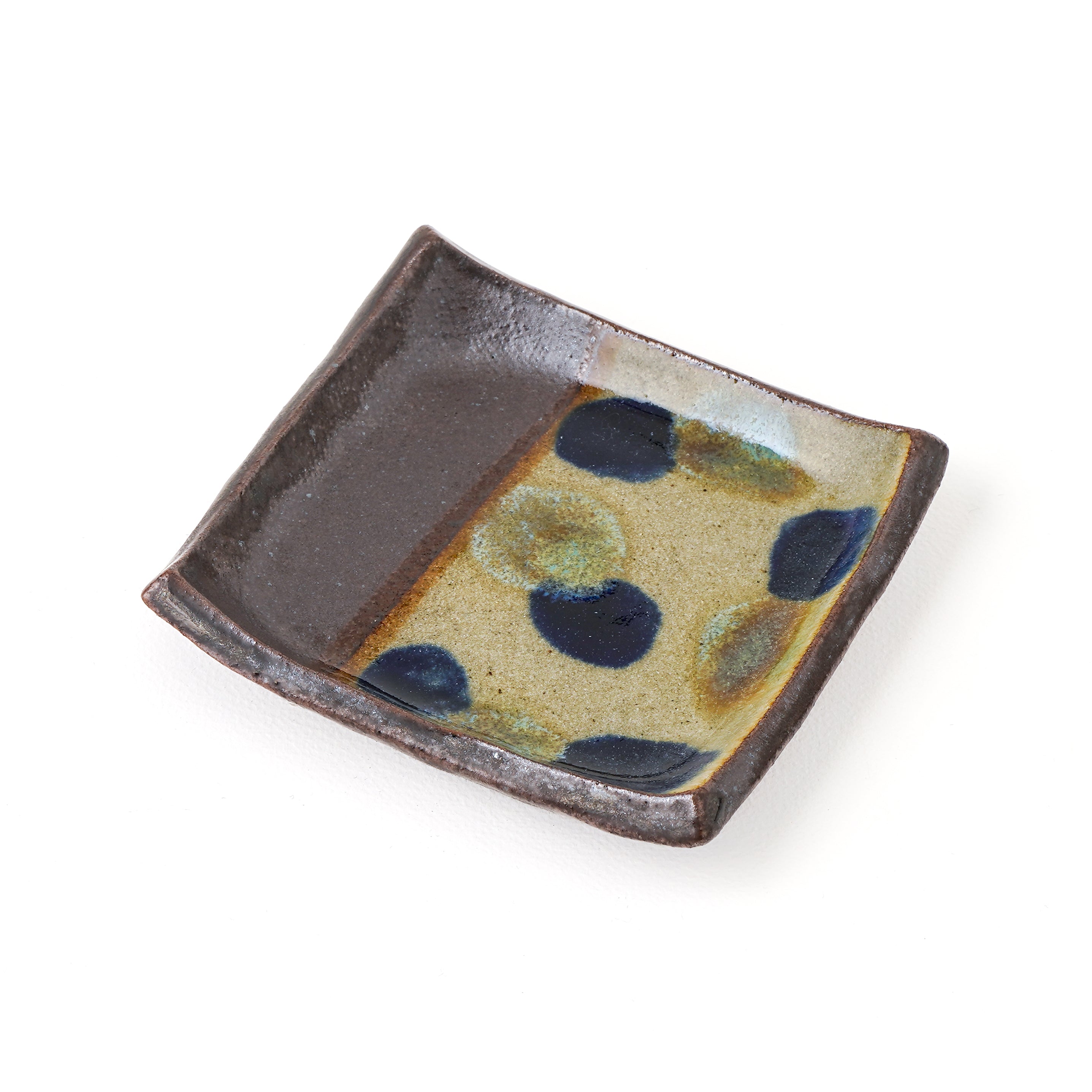 やちむん與那城 角皿 3寸 B – mono+iku 育む、暮らしの道具店