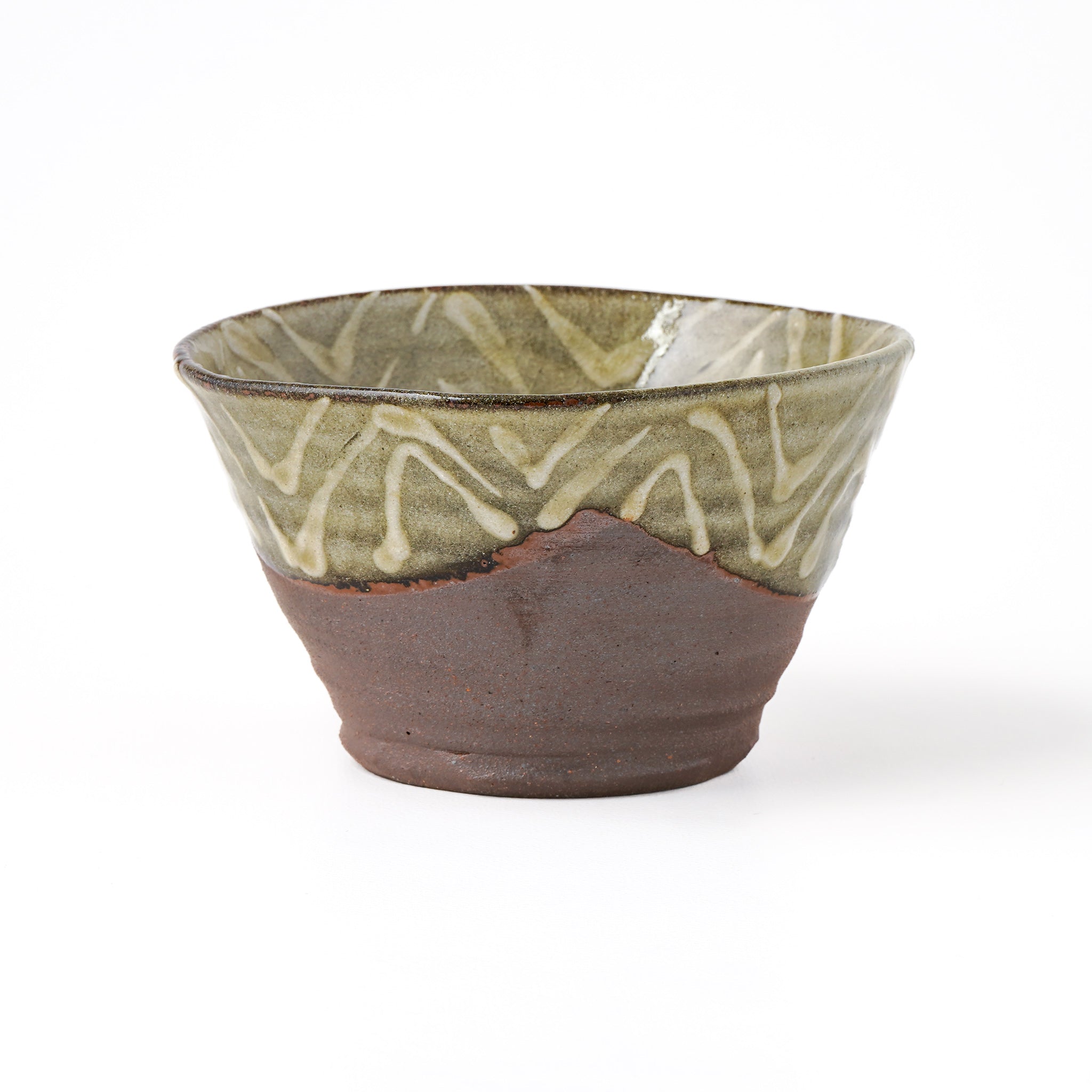 やちむん與那城 ボウル 4.5寸 焼しめ C – mono+iku 育む、暮らしの道具店