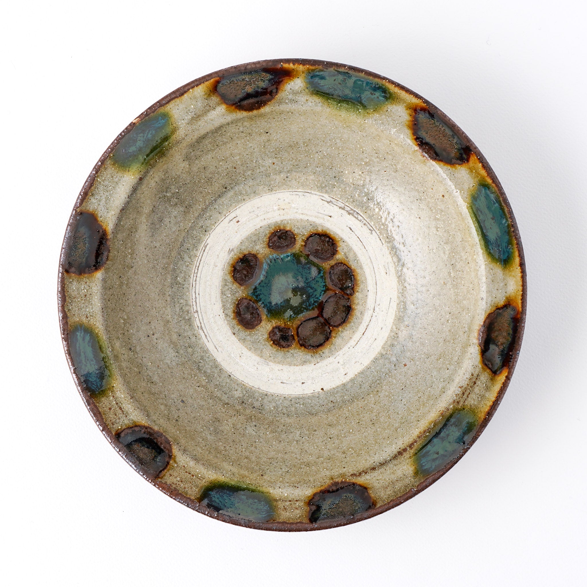 横田屋窯 皿 6寸 ふち平 A-2 – mono+iku 育む、暮らしの道具店